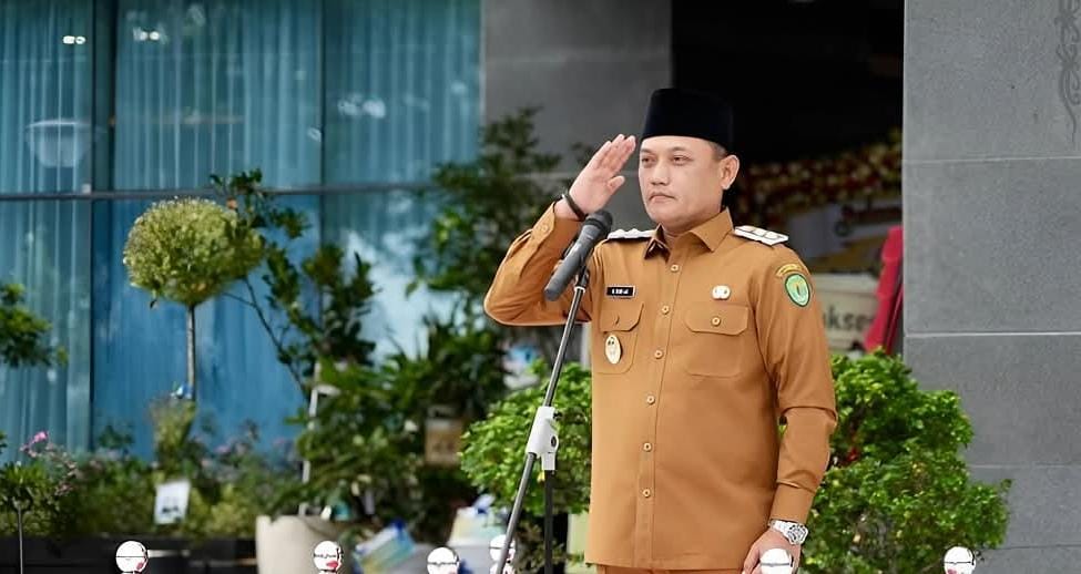 Hari Pertama Kerja, Seno Aji Janji Sekolah Gratis untuk Semua Anak ...